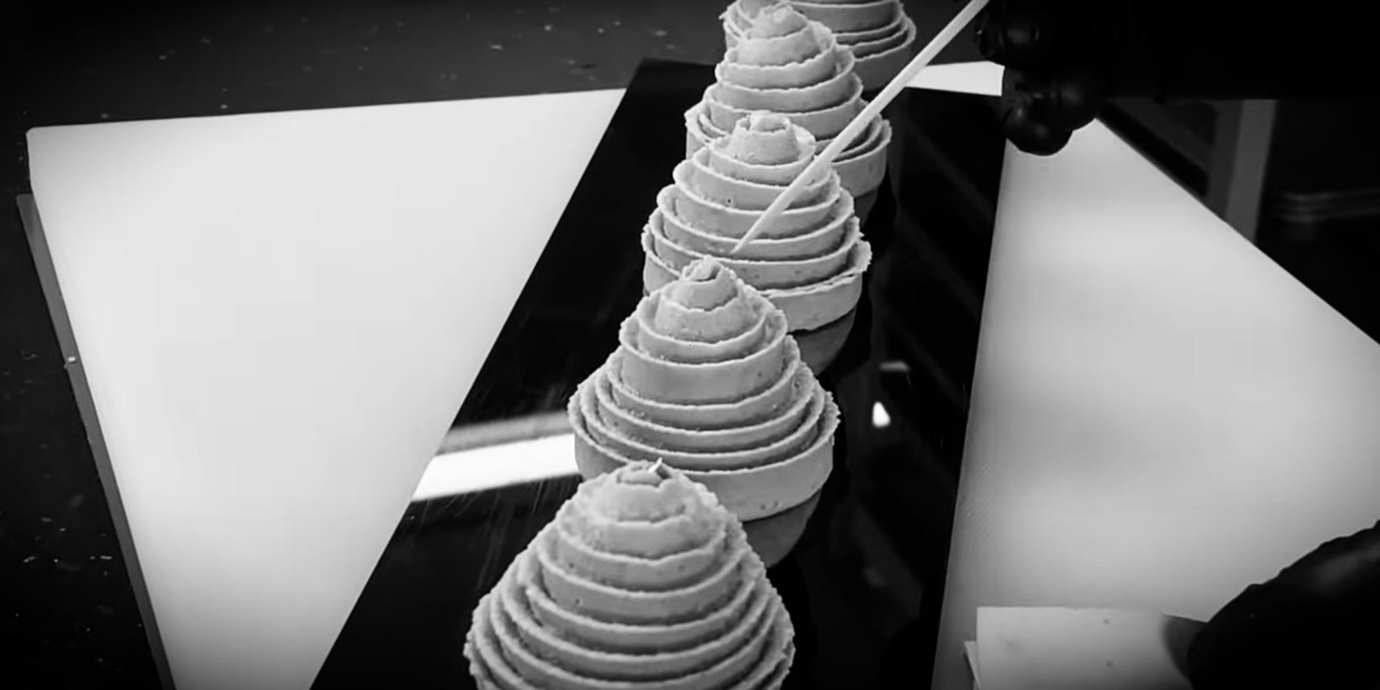 Le Goûter - The Making – Little Black Pastry Box